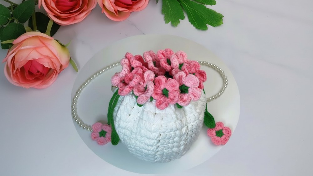 How to Crochet Floral Drawstring Bag Pattern You’ll Want To Carry ...